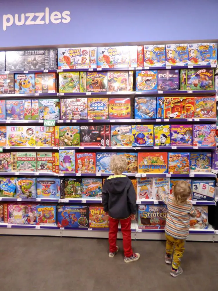 All toys shop store